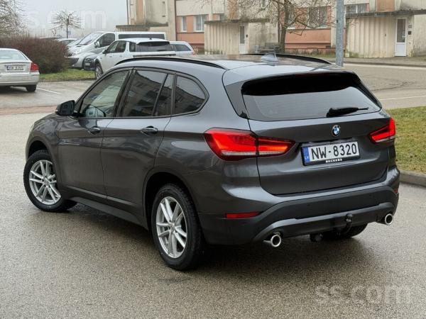 Grey BMW X1 2020 in Aizkraukle, with an engine capacity of 2.00 L and mileage of 0 thousand km for 16800 €, photo 3 on AUTOMOTO.COM.LV