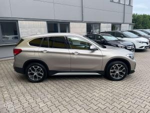 Grey BMW X1 2020 in Kaunas, with an engine capacity of 2.00 L and mileage of 98 thousand km for 29600 €, photo 7 on AUTOMOTO.COM.LV