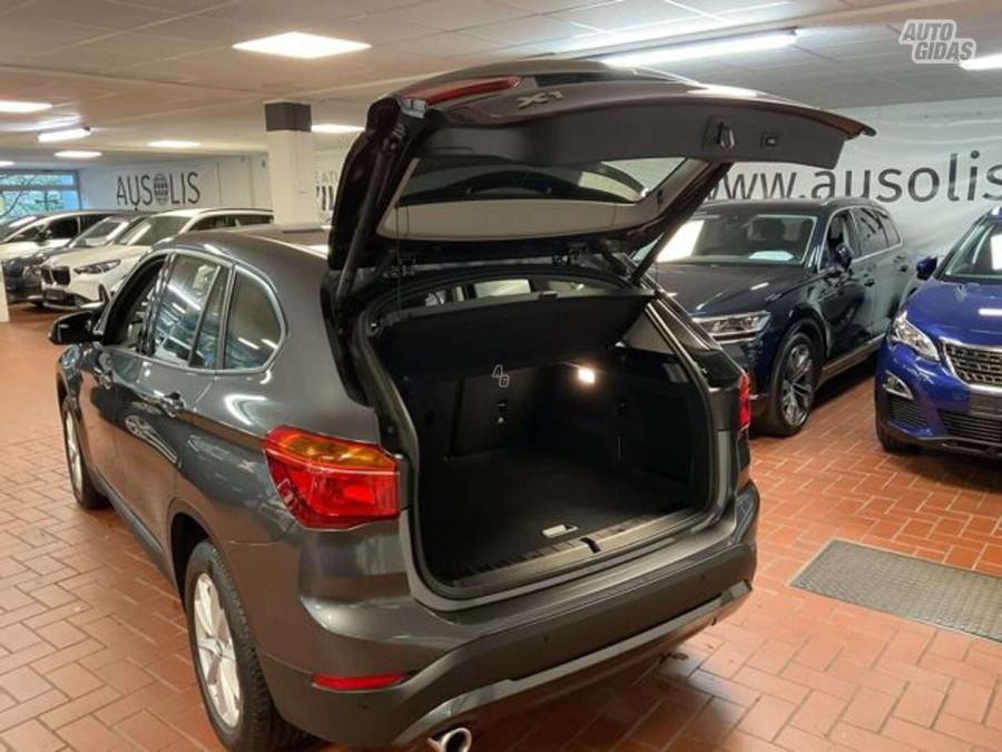 Pelēks BMW X1 2020 Kauņa, ar dzinēja tilpumu 1.50 L un nobraukumu 69 tūkst. km par 22212 €, foto 6 vietnē AUTOMOTO.COM.LV