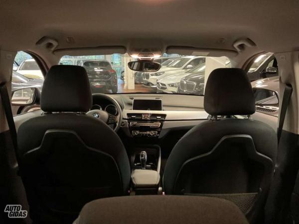 Grey BMW X1 2020 in Kaunas, with an engine capacity of 1.50 L and mileage of 69 thousand km for 22212 €, photo 9 on AUTOMOTO.COM.LV