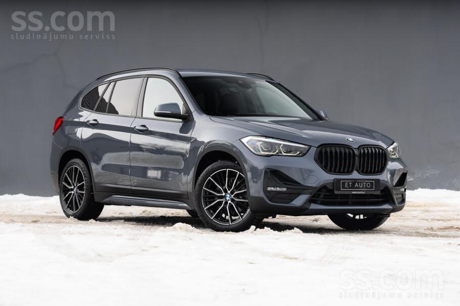 Grey BMW X1 2020 in Jelgava, with an engine capacity of 1.50 L and mileage of 173 thousand km for 21000 €, photo 4 on AUTOMOTO.COM.LV