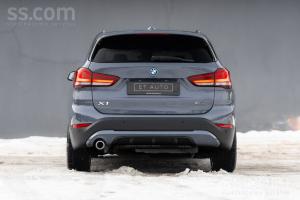 Grey BMW X1 2020 in Jelgava, with an engine capacity of 1.50 L and mileage of 173 thousand km for 21000 €, photo 7 on AUTOMOTO.COM.LV