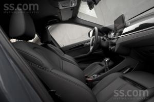 Grey BMW X1 2020 in Jelgava, with an engine capacity of 1.50 L and mileage of 173 thousand km for 21000 €, photo 13 on AUTOMOTO.COM.LV