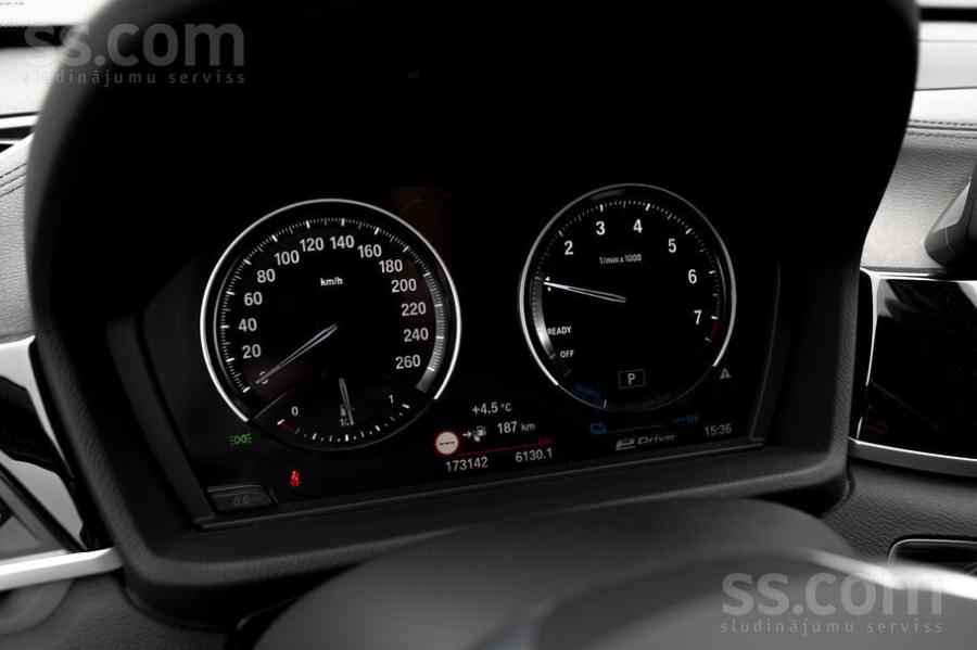 Grey BMW X1 2020 in Jelgava, with an engine capacity of 1.50 L and mileage of 173 thousand km for 21000 €, photo 17 on AUTOMOTO.COM.LV