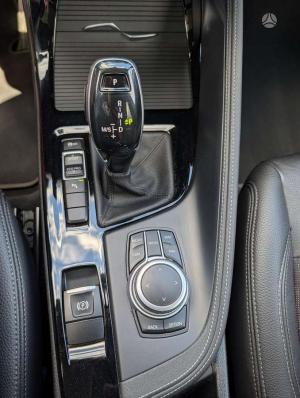 Grey BMW X1 2020 in Taurage, with an engine capacity of 2.00 L and mileage of 270 thousand km for 16335 €, photo 16 on AUTOMOTO.COM.LV