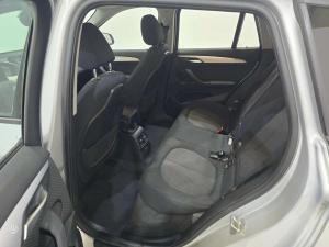 Grey BMW X1 2020 in Vilnius, with an engine capacity of 1.50 L and mileage of 180 thousand km for 17000 €, photo 10 on AUTOMOTO.COM.LV