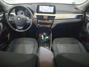Grey BMW X1 2020 in Vilnius, with an engine capacity of 1.50 L and mileage of 180 thousand km for 17000 €, photo 12 on AUTOMOTO.COM.LV