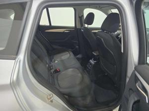 Grey BMW X1 2020 in Vilnius, with an engine capacity of 1.50 L and mileage of 180 thousand km for 17000 €, photo 13 on AUTOMOTO.COM.LV