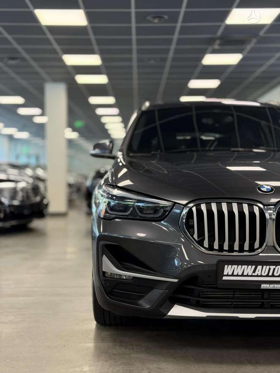 Grey BMW X1 2020 in Klaipeda, with an engine capacity of 2.00 L and mileage of 160 thousand km for 20500 €, photo 12 on AUTOMOTO.COM.LV