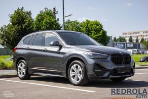 Grey BMW X1 2020 in Kaunas, with an engine capacity of 1.50 L and mileage of 158 thousand km for 16900 €, photo 4 on AUTOMOTO.COM.LV