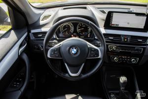 Grey BMW X1 2020 in Kaunas, with an engine capacity of 1.50 L and mileage of 158 thousand km for 16900 €, photo 11 on AUTOMOTO.COM.LV