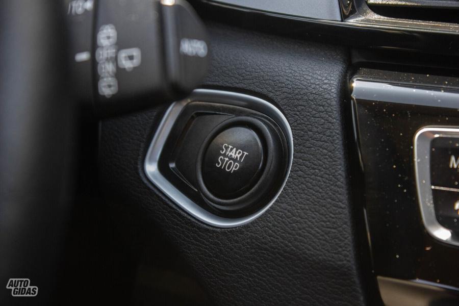 Grey BMW X1 2020 in Kaunas, with an engine capacity of 1.50 L and mileage of 158 thousand km for 16900 €, photo 18 on AUTOMOTO.COM.LV