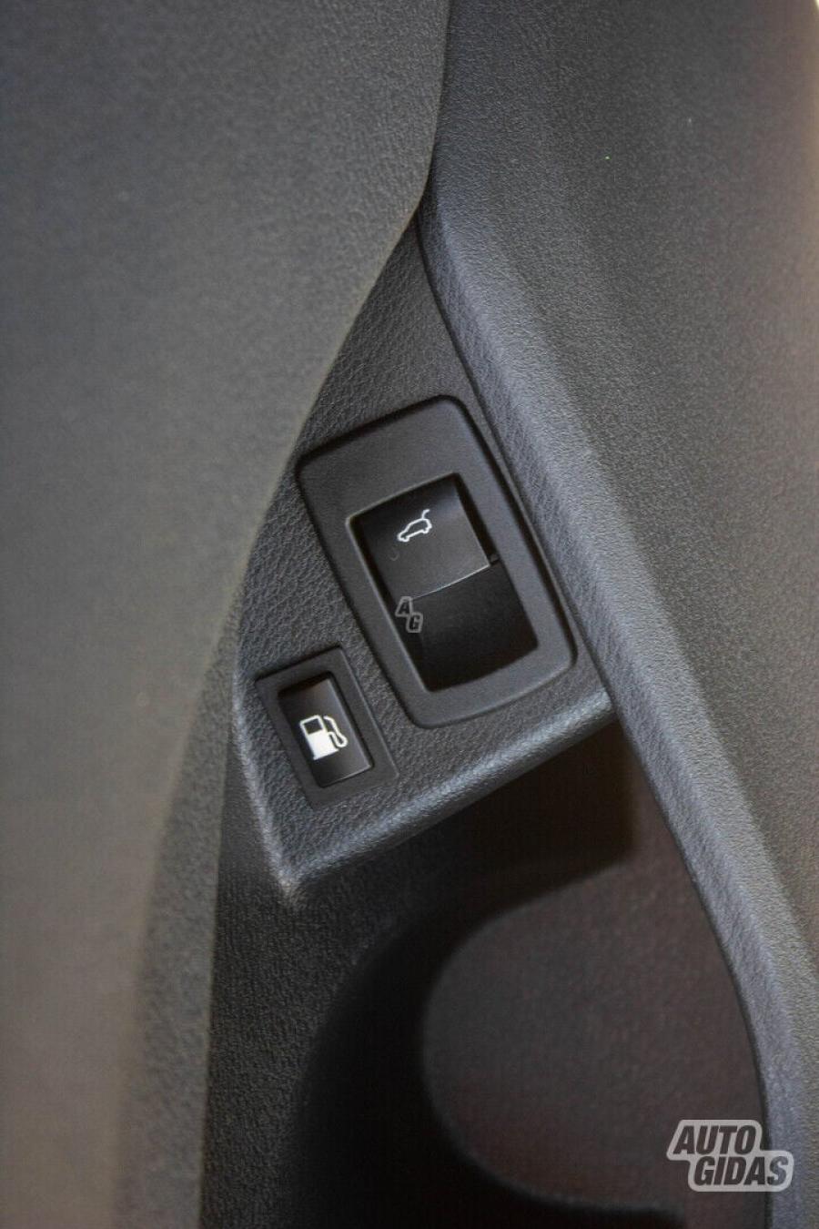 Grey BMW X1 2020 in Kaunas, with an engine capacity of 1.50 L and mileage of 158 thousand km for 16900 €, photo 22 on AUTOMOTO.COM.LV