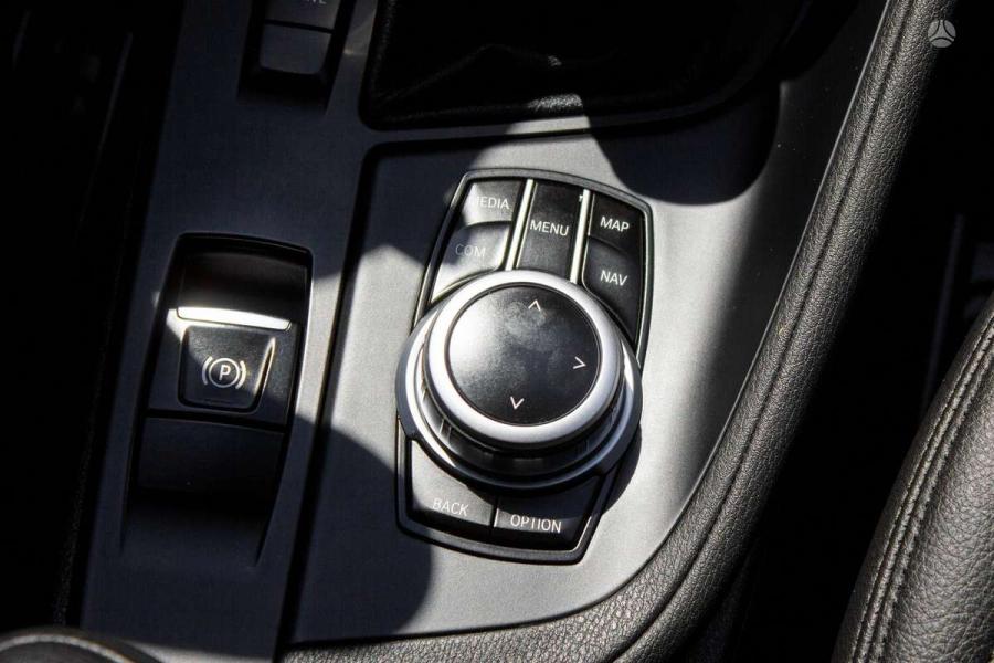 Pelēks BMW X1 2020 Kauņa, ar dzinēja tilpumu 1.50 L un nobraukumu 158 tūkst. km par 16900 €, foto 20 vietnē AUTOMOTO.COM.LV