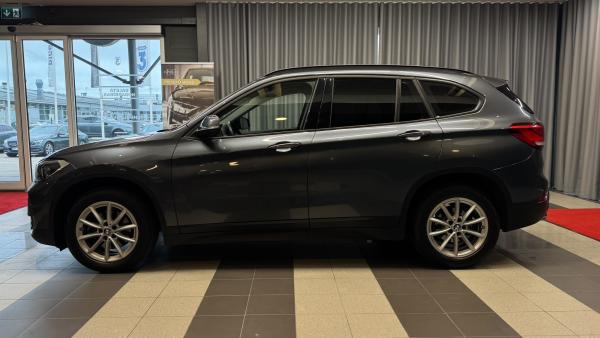 Pelēks BMW X1 2020 Rīga, ar dzinēja tilpumu 1.50 L un nobraukumu 73 tūkst. km par 19900 €, foto 6 vietnē AUTOMOTO.COM.LV