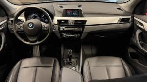 Grey BMW X1 2020 in Riga, with an engine capacity of 1.50 L and mileage of 73 thousand km for 19900 €, photo 10 on AUTOMOTO.COM.LV