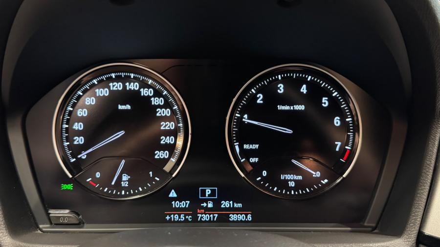 Grey BMW X1 2020 in Riga, with an engine capacity of 1.50 L and mileage of 73 thousand km for 19900 €, photo 12 on AUTOMOTO.COM.LV