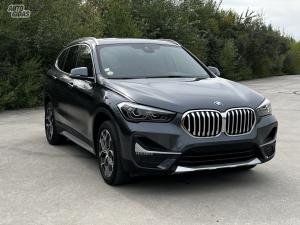 Grey BMW X1 2020 in Panevezys, with an engine capacity of 1.50 L and mileage of 127 thousand km for 16600 €, photo 3 on AUTOMOTO.COM.LV