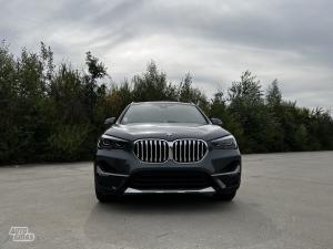 Grey BMW X1 2020 in Panevezys, with an engine capacity of 1.50 L and mileage of 127 thousand km for 16600 €, photo 4 on AUTOMOTO.COM.LV