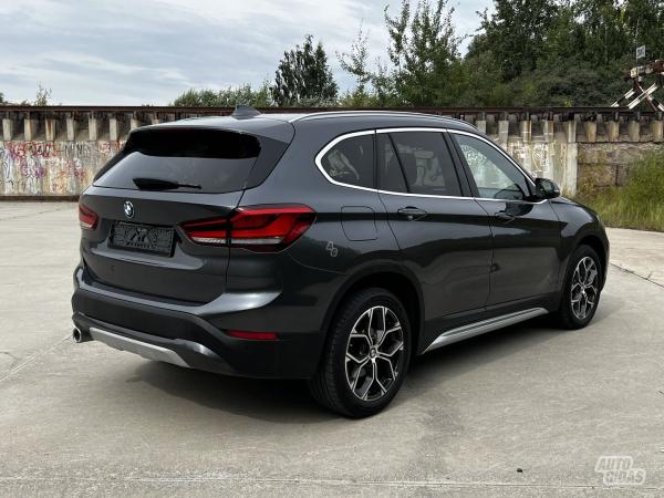 Grey BMW X1 2020 in Panevezys, with an engine capacity of 1.50 L and mileage of 127 thousand km for 16600 €, photo 5 on AUTOMOTO.COM.LV