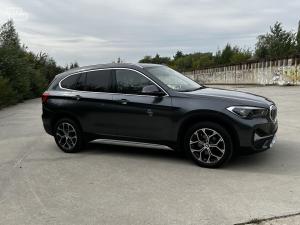 Grey BMW X1 2020 in Panevezys, with an engine capacity of 1.50 L and mileage of 127 thousand km for 16600 €, photo 8 on AUTOMOTO.COM.LV