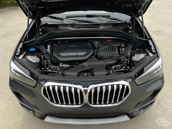 Grey BMW X1 2020 in Panevezys, with an engine capacity of 1.50 L and mileage of 127 thousand km for 16600 €, photo 11 on AUTOMOTO.COM.LV