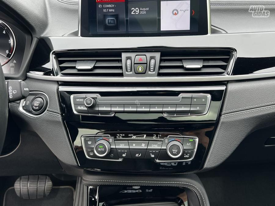 Grey BMW X1 2020 in Panevezys, with an engine capacity of 1.50 L and mileage of 127 thousand km for 16600 €, photo 16 on AUTOMOTO.COM.LV
