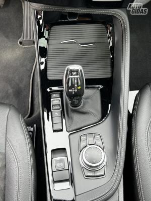 Grey BMW X1 2020 in Panevezys, with an engine capacity of 1.50 L and mileage of 127 thousand km for 16600 €, photo 18 on AUTOMOTO.COM.LV