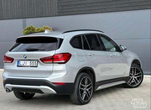 Grey BMW X1 2020 in Siauliai, with an engine capacity of 1.50 L and mileage of 217 thousand km for 14999 €, photo 5 on AUTOMOTO.COM.LV