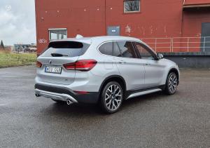 Grey BMW X1 2021 in Klaipeda, with an engine capacity of 2.00 L and mileage of 60 thousand km for 24000 €, photo 3 on AUTOMOTO.COM.LV