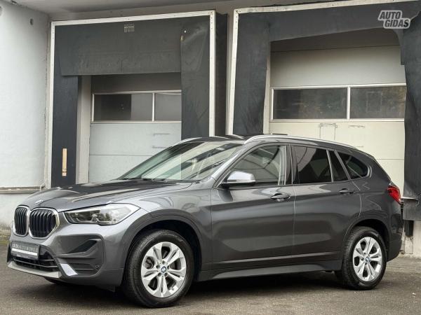 Pelēks BMW X1 2021 Kauņa, ar dzinēja tilpumu 2.00 L un nobraukumu 79 tūkst. km par 28992 €, foto 2 vietnē AUTOMOTO.COM.LV