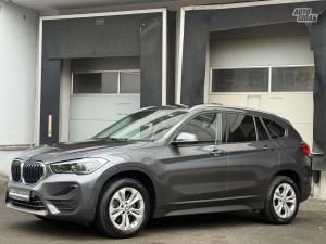 Grey BMW X1 2021 in Kaunas, with an engine capacity of 2.00 L and mileage of 79 thousand km for 28992 €, photo 2 on AUTOMOTO.COM.LV