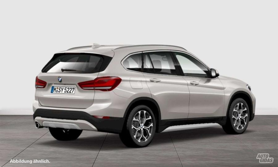 Grey BMW X1 2021 in Kaunas, with an engine capacity of 1.50 L and mileage of 39 thousand km for 29846 €, photo 2 on AUTOMOTO.COM.LV