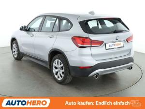 Pelēks BMW X1 2021 Kauņa, ar dzinēja tilpumu 2.00 L un nobraukumu 43 tūkst. km par 28209 €, foto 4 vietnē AUTOMOTO.COM.LV