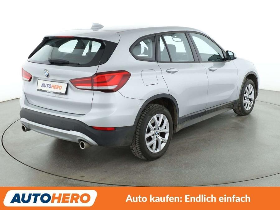 Pelēks BMW X1 2021 Kauņa, ar dzinēja tilpumu 2.00 L un nobraukumu 43 tūkst. km par 28209 €, foto 6 vietnē AUTOMOTO.COM.LV