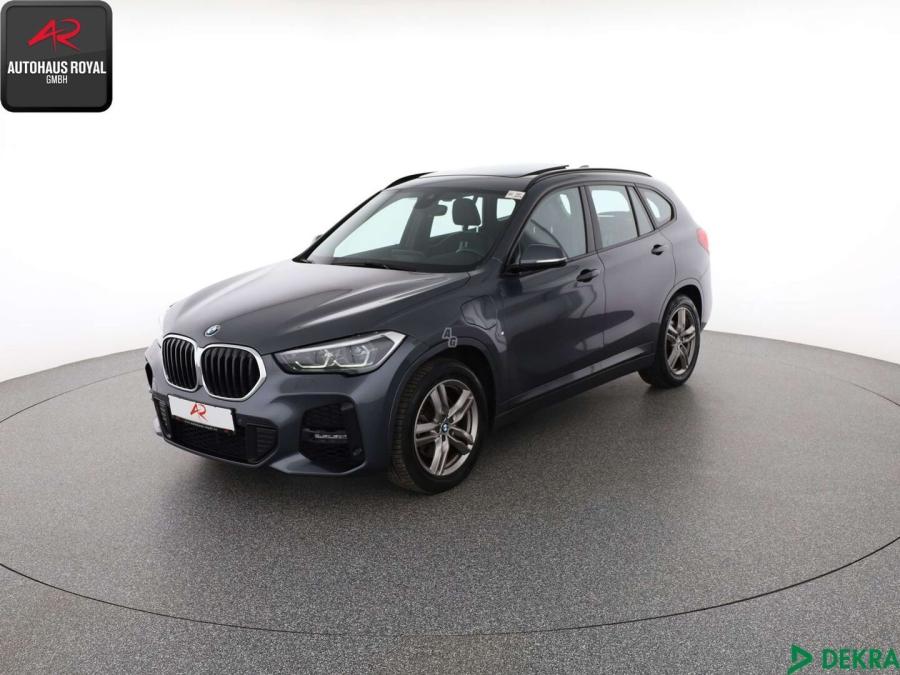 Pelēks BMW X1 2021 Kauņa, ar dzinēja tilpumu 1.50 L un nobraukumu 76 tūkst. km par 29486 €, foto 1 vietnē AUTOMOTO.COM.LV