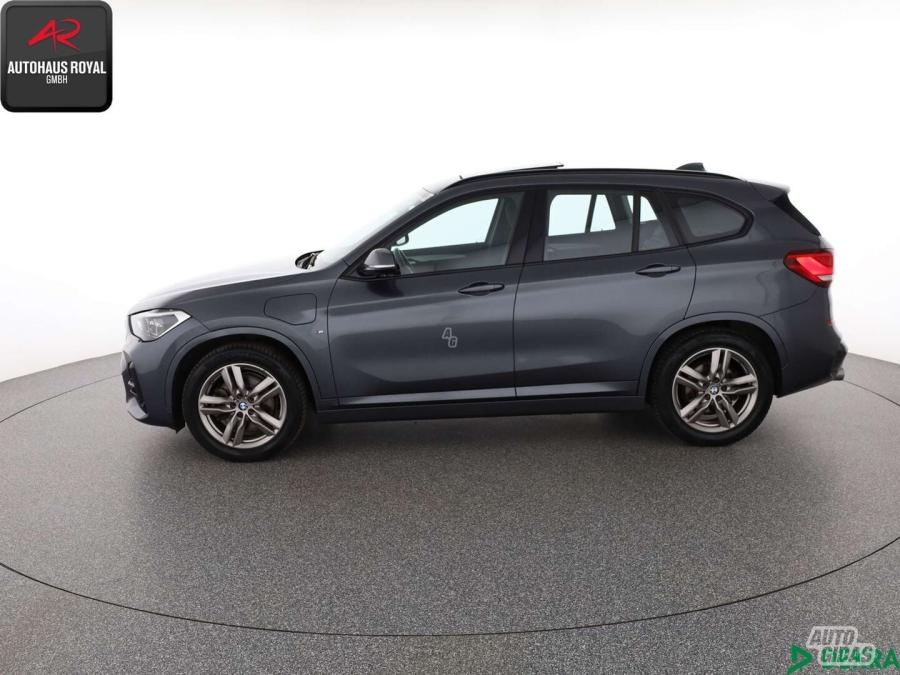 Pelēks BMW X1 2021 Kauņa, ar dzinēja tilpumu 1.50 L un nobraukumu 76 tūkst. km par 29486 €, foto 2 vietnē AUTOMOTO.COM.LV