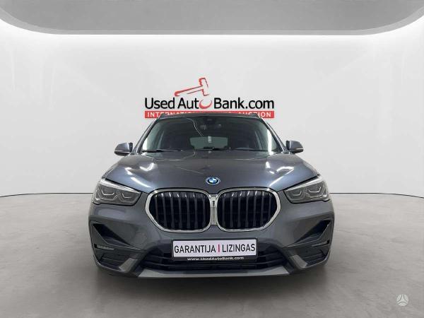 Grey BMW X1 2021 in Marijampole, with an engine capacity of 1.50 L and mileage of 154 thousand km for 18513 €, photo 2 on AUTOMOTO.COM.LV