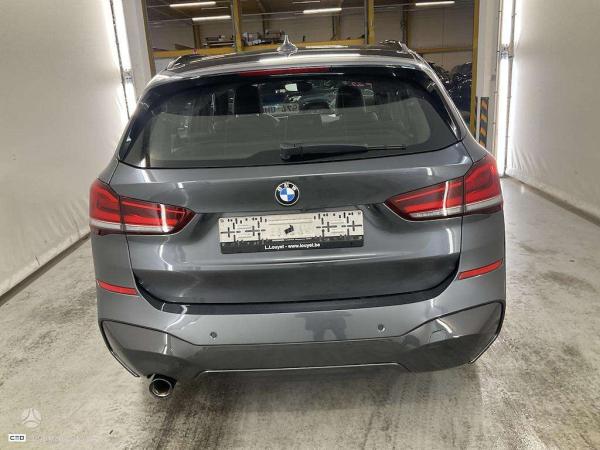 Pelēks BMW X1 2021 Viļņa, ar dzinēja tilpumu 1.50 L un nobraukumu 180 tūkst. km par 17303 €, foto 5 vietnē AUTOMOTO.COM.LV