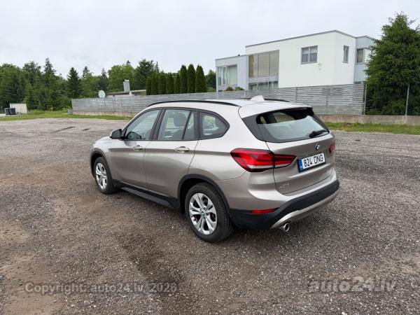 Pelēks BMW X1 2021 Tallina, ar dzinēja tilpumu 1.50 L un nobraukumu 115 tūkst. km par 19000 €, foto 5 vietnē AUTOMOTO.COM.LV