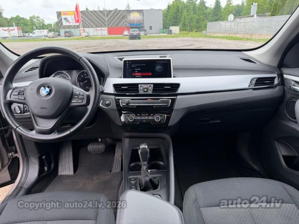 Pelēks BMW X1 2021 Tallina, ar dzinēja tilpumu 1.50 L un nobraukumu 115 tūkst. km par 19000 €, foto 8 vietnē AUTOMOTO.COM.LV