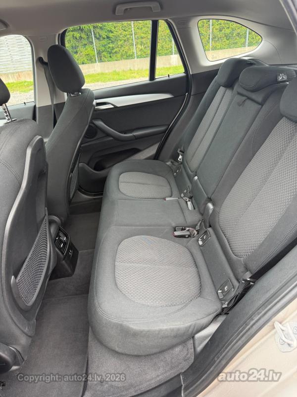 Pelēks BMW X1 2021 Tallina, ar dzinēja tilpumu 1.50 L un nobraukumu 115 tūkst. km par 19000 €, foto 9 vietnē AUTOMOTO.COM.LV