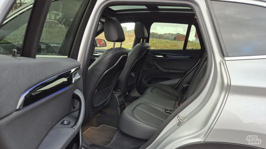 Pelēks BMW X1 2021 Klaipėda, ar dzinēja tilpumu 2.00 L un nobraukumu 62 tūkst. km par 20900 €, foto 11 vietnē AUTOMOTO.COM.LV