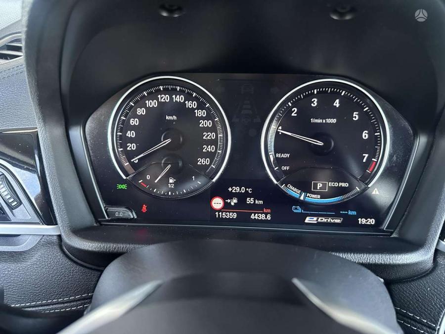 Grey BMW X1 2021 in Vilnius, with an engine capacity of 2.00 L and mileage of 115 thousand km for 19600 €, photo 32 on AUTOMOTO.COM.LV