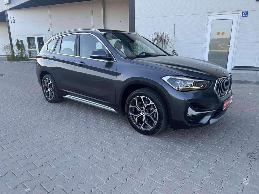 Pelēks BMW X1 2021 Viļņa, ar dzinēja tilpumu 2.00 L un nobraukumu 115 tūkst. km par 19600 €, foto 6 vietnē AUTOMOTO.COM.LV