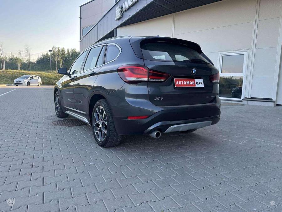 Pelēks BMW X1 2021 Viļņa, ar dzinēja tilpumu 2.00 L un nobraukumu 115 tūkst. km par 19600 €, foto 13 vietnē AUTOMOTO.COM.LV