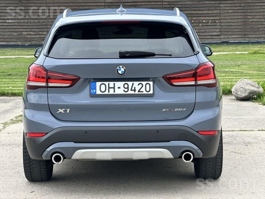 Grey BMW X1 2021 in Riga, with an engine capacity of 2.00 L and mileage of 279 thousand km for 16399 €, photo 9 on AUTOMOTO.COM.LV