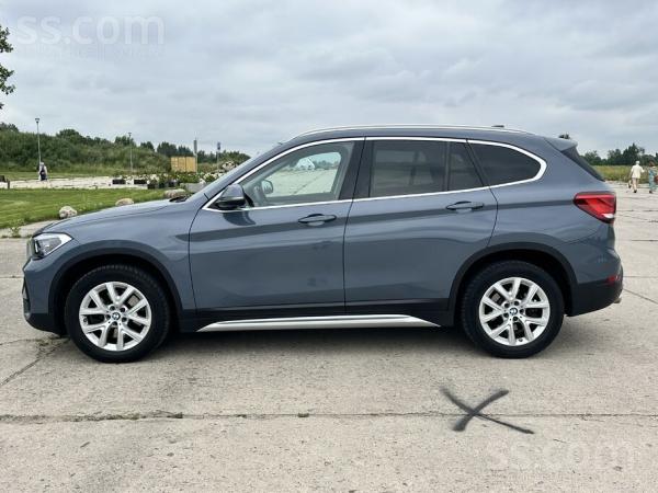 Grey BMW X1 2021 in Riga, with an engine capacity of 2.00 L and mileage of 279 thousand km for 16399 €, photo 9 on AUTOMOTO.COM.LV
