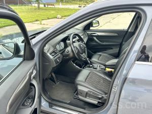 Grey BMW X1 2021 in Riga, with an engine capacity of 2.00 L and mileage of 279 thousand km for 16399 €, photo 21 on AUTOMOTO.COM.LV