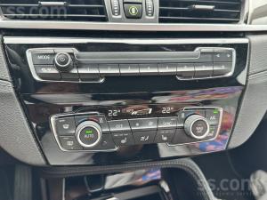 Grey BMW X1 2021 in Riga, with an engine capacity of 2.00 L and mileage of 279 thousand km for 16399 €, photo 24 on AUTOMOTO.COM.LV